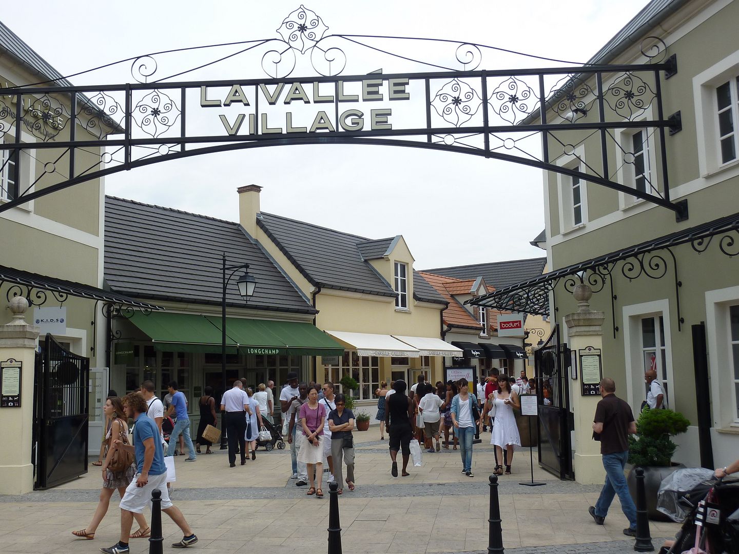 Val d'Europe - La Vallée Village | Any Port in a Storm